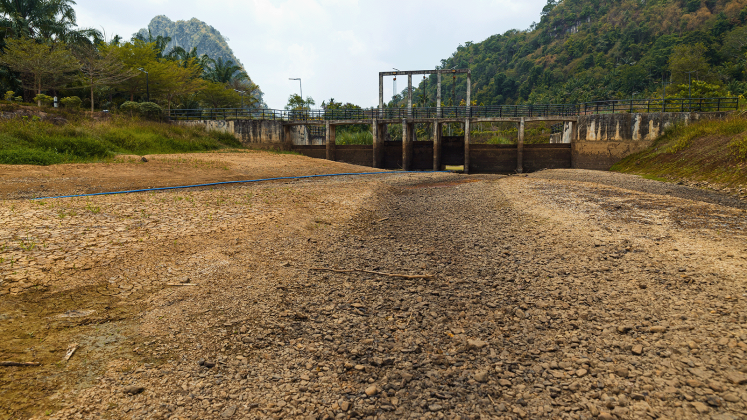 Economics of drought: Investing in nature-based solutions for drought ... Economics of drought: Investing in nature-based solutions for drought ...